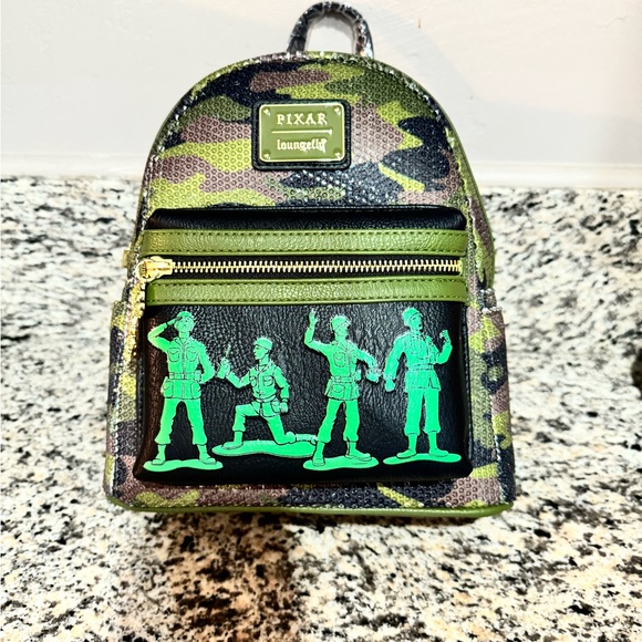Loungefly | Bags | Bnwt Disney Pixar Toy Story Toy Soldiers Army Men ...